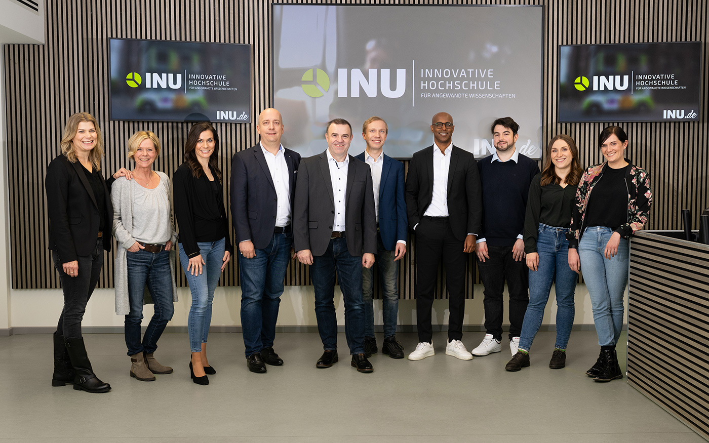 The team at your online university INU